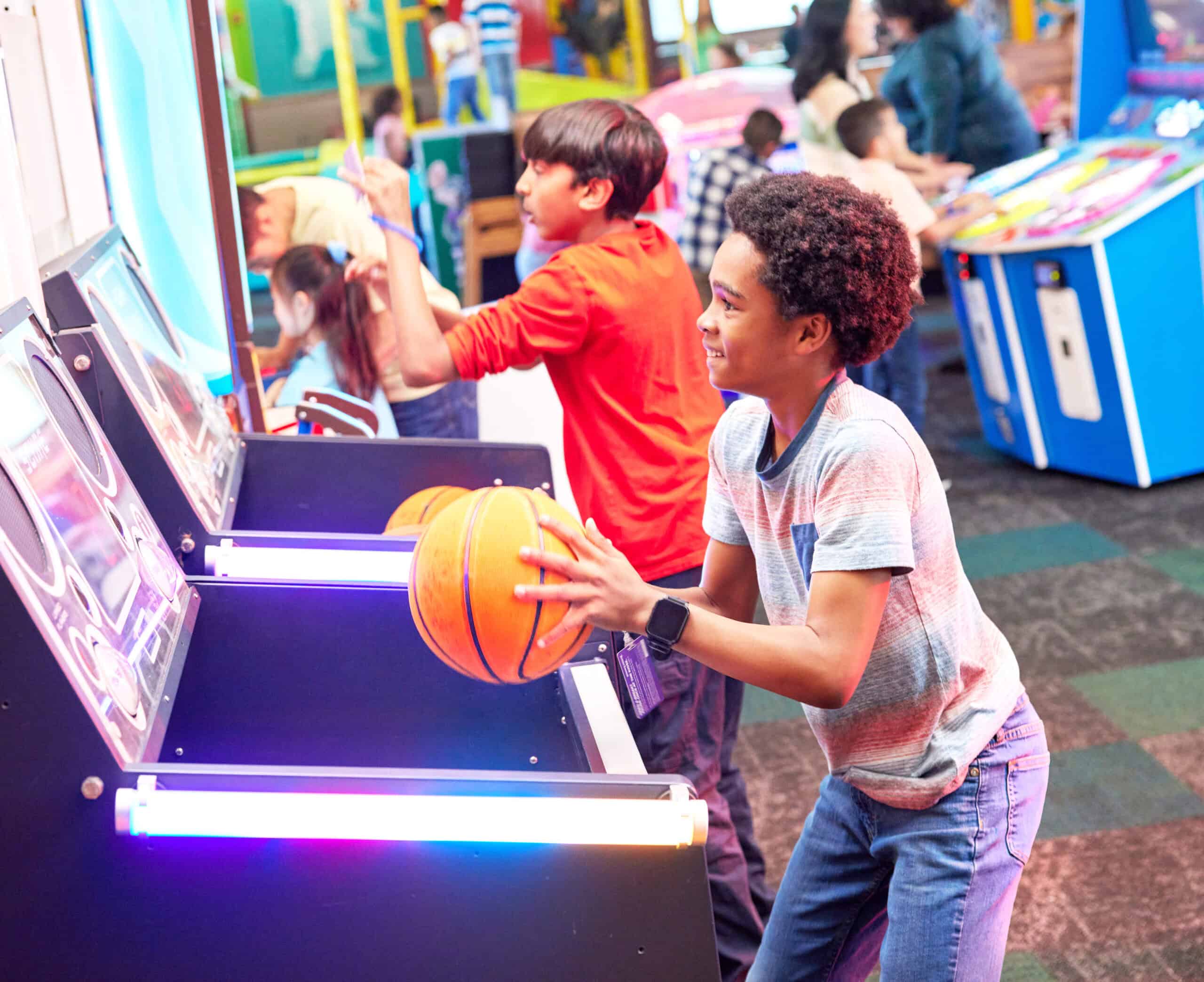 Fun Pass Benefit Guide | Chuck E. Cheese